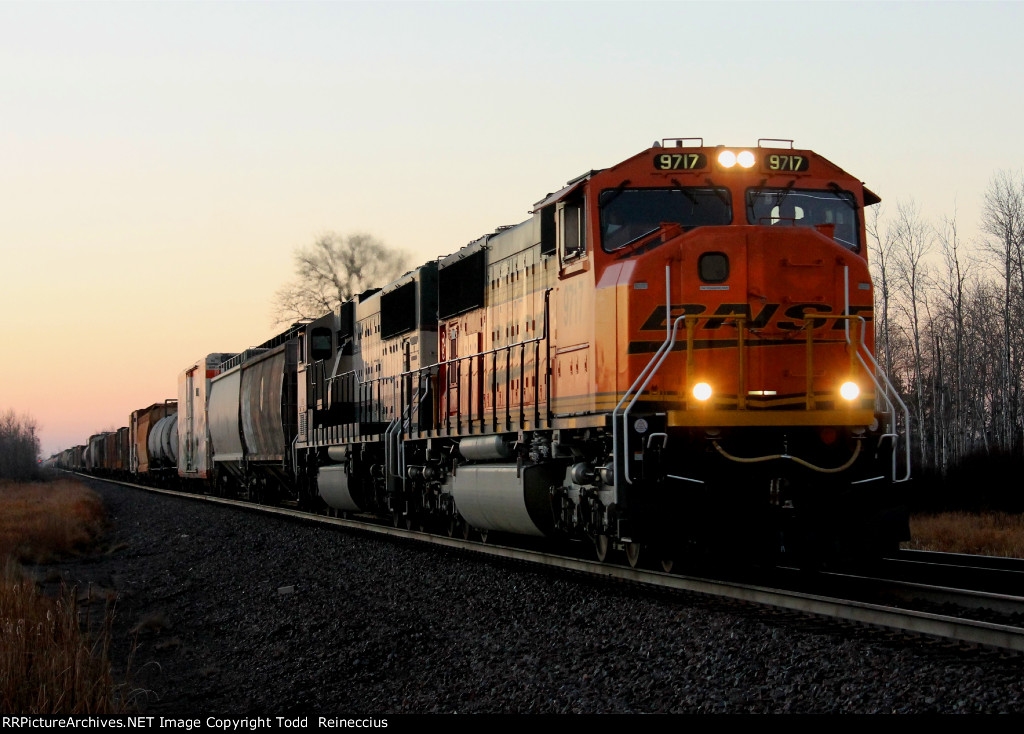 BNSF 9717